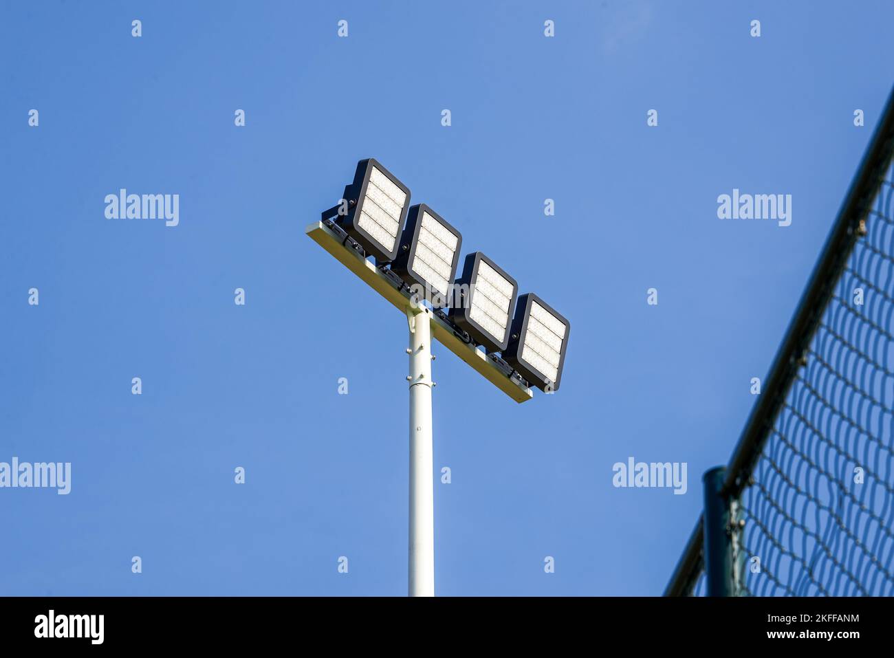 Stadium light poles hi-res stock photography and images - Alamy