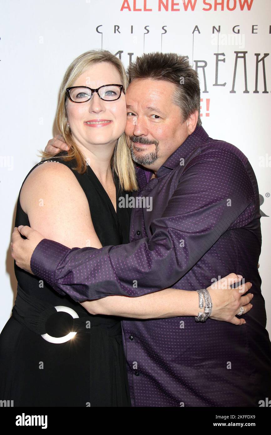 Terry fator hi-res stock photography and images - Alamy