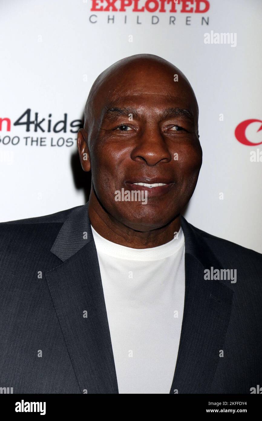 Ernie Shaver attending the Canon Appreciation Reception Celebrating 20 ...