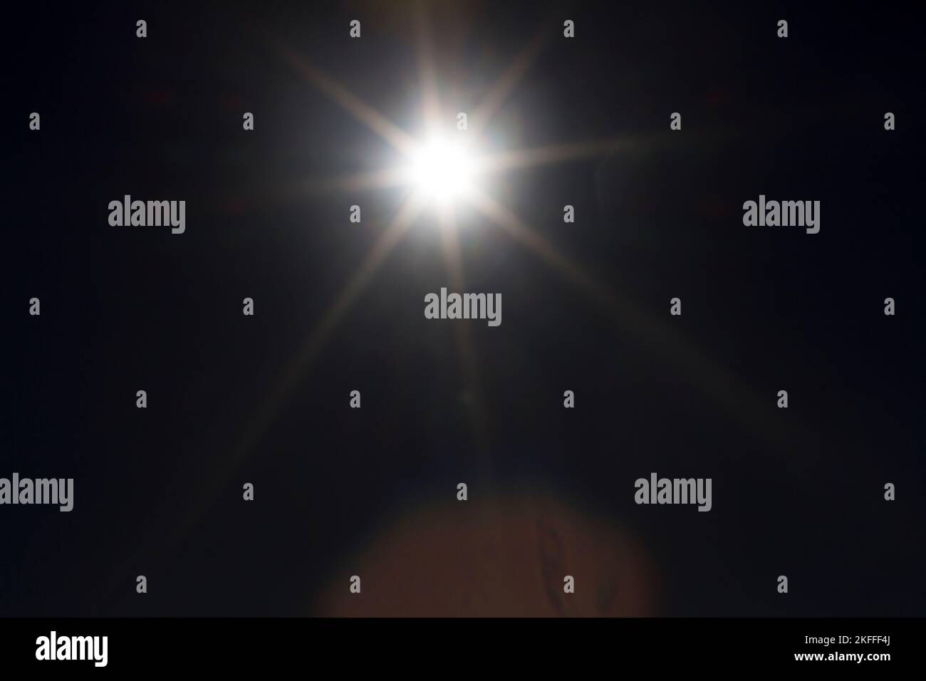 Sun photography: shooting directly at the Sun at noon with a fast ...