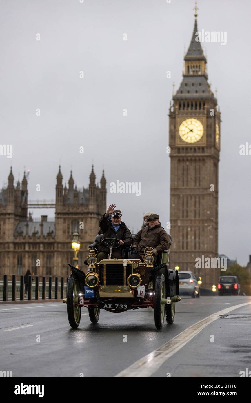 2022 London to Brighton Veteran Car Run, world's largest gathering of ...