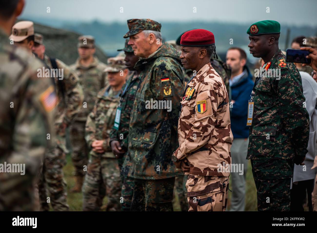 Members of the African Land Forces Colloquium (ALFC) meet with Soldiers ...