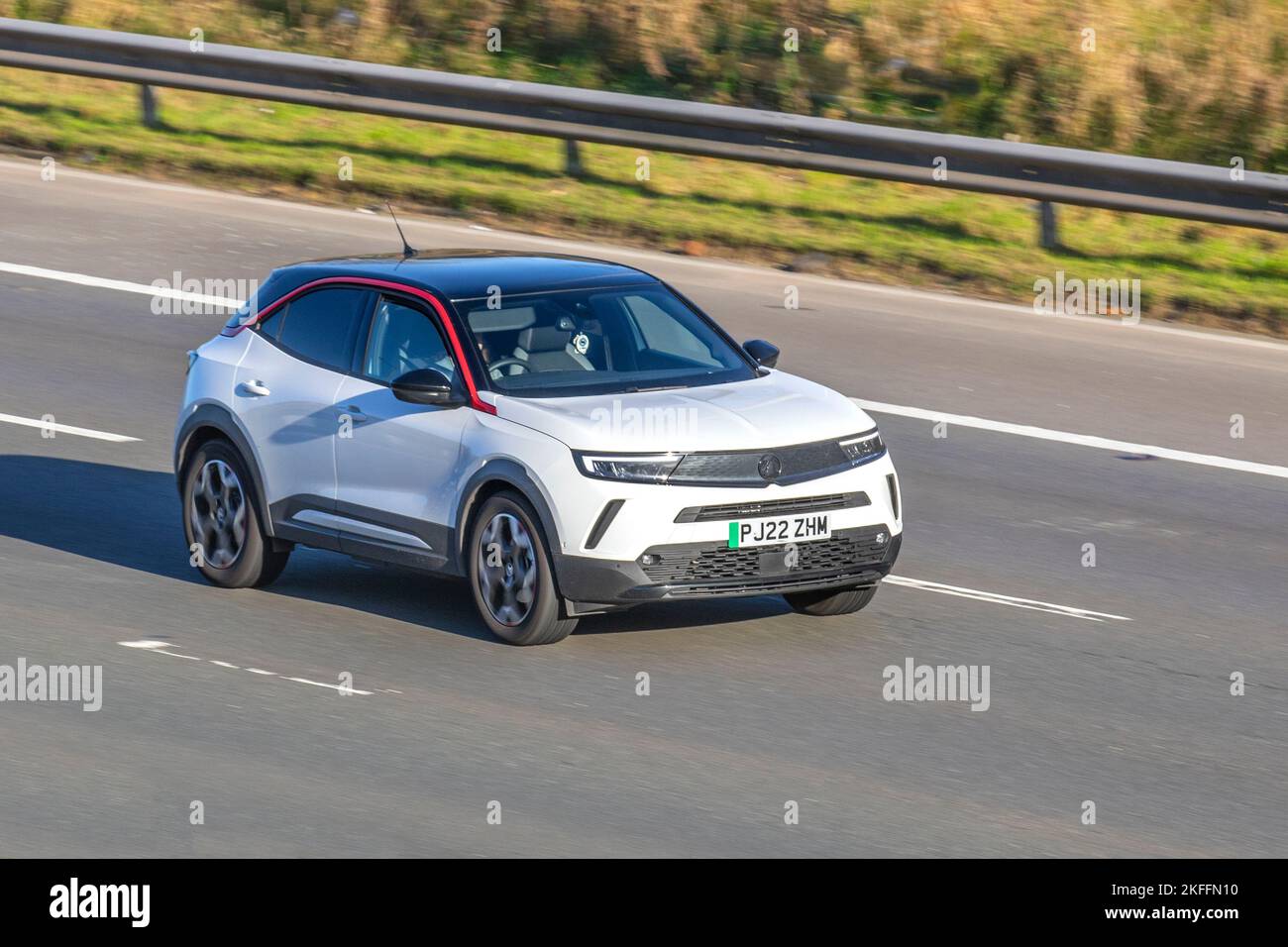 Vauxhall mokka e sri premium hi-res stock photography and images - Alamy