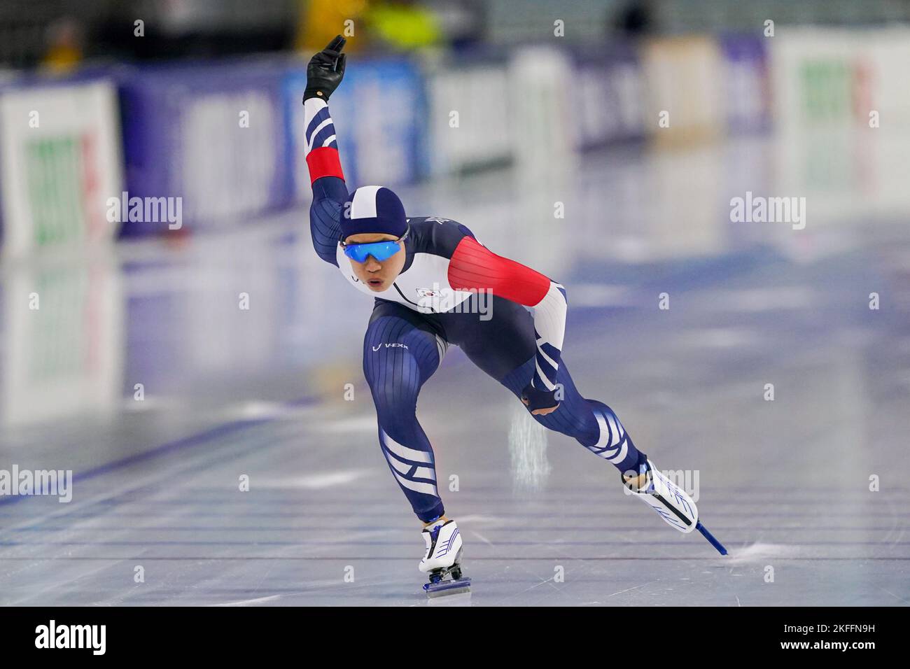 Seong hyeon park hi-res stock photography and images - Alamy