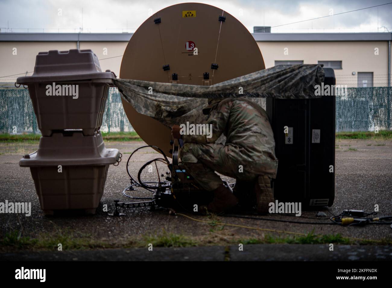 Spectrum analyzer hi-res stock photography and images - Alamy