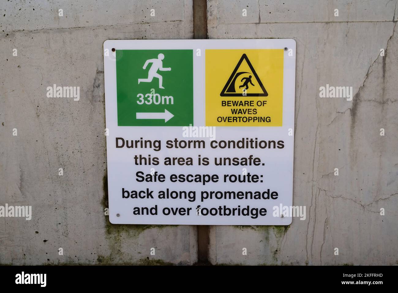 Unsafe wall warning sign hi-res stock photography and images - Alamy