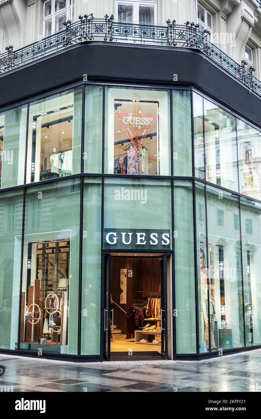 Guess Clothing 2022