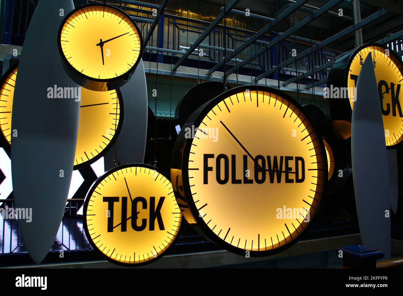 Guinness display hi-res stock photography and images - Alamy