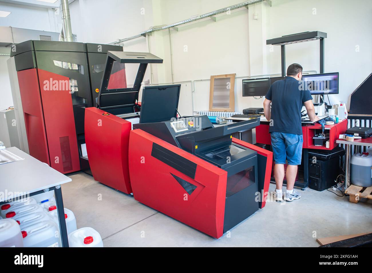 Flatbed printing machine hi-res stock photography and images - Alamy