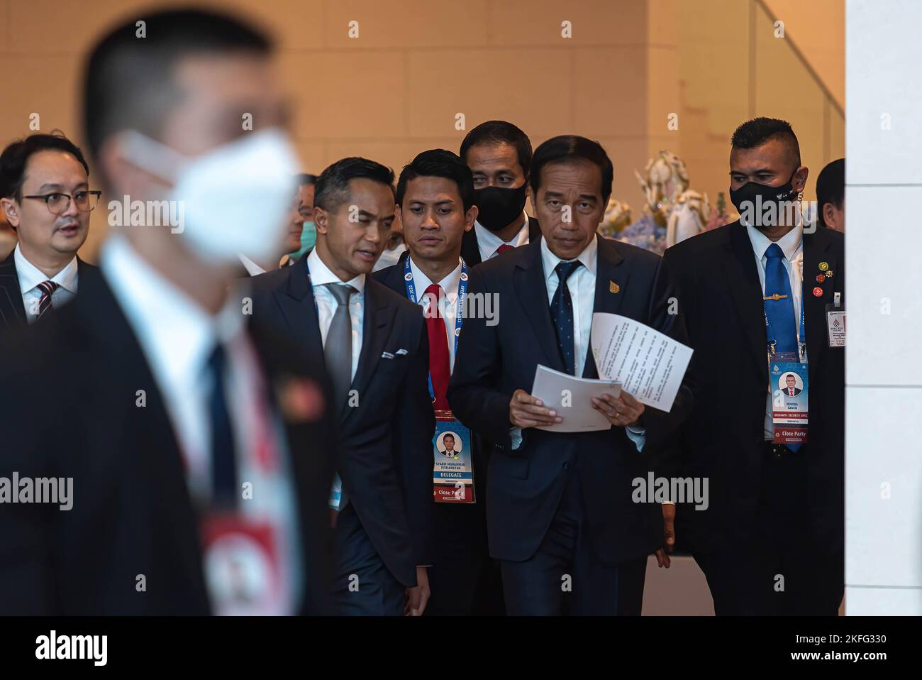 Bangkok, Thailand. 18th Nov, 2022. Indonesian President Joko Widodo (C ...