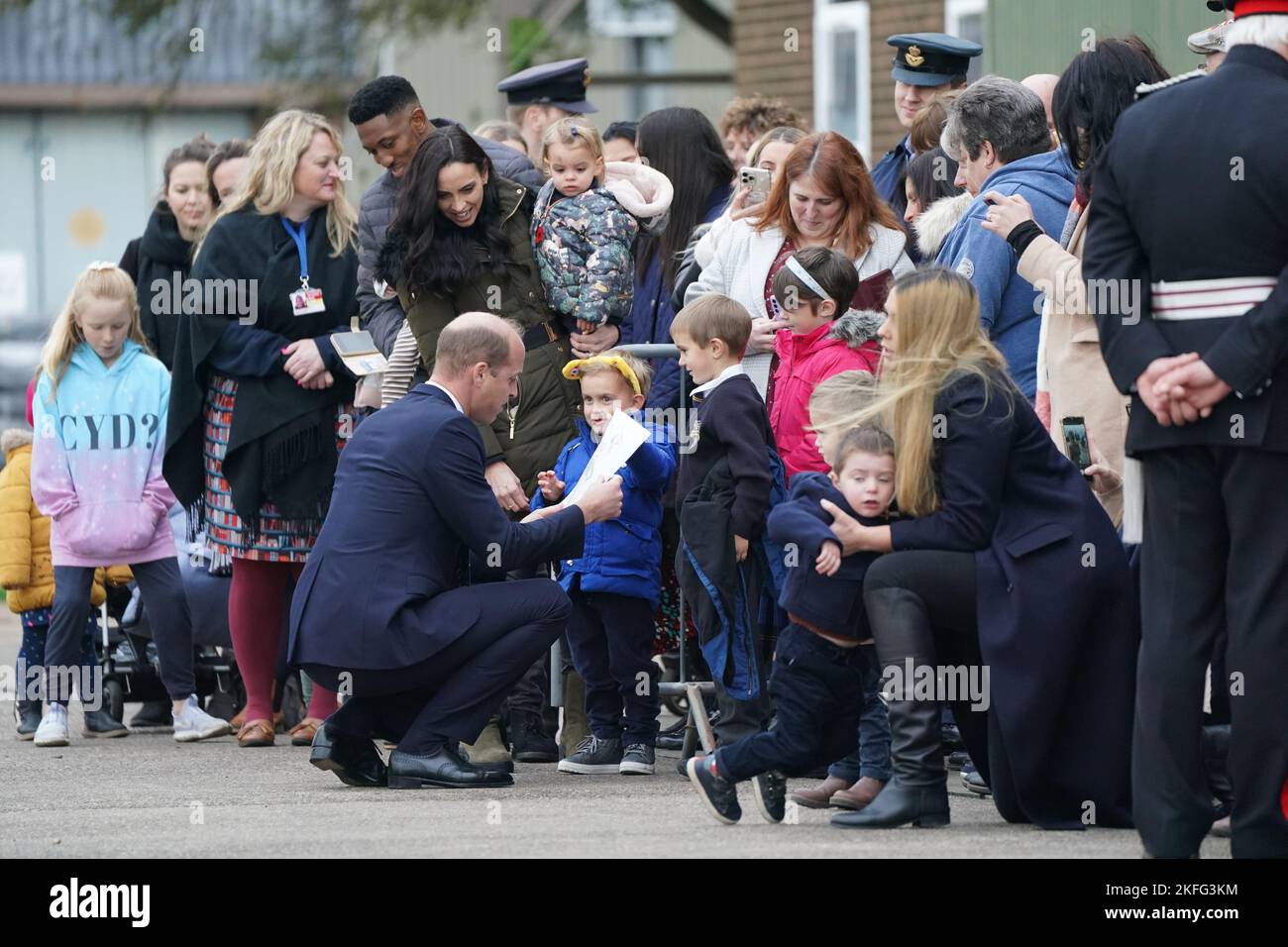 RETRANSMITTED ADDING NAME OF CHILD The Prince of Wales receives a ...