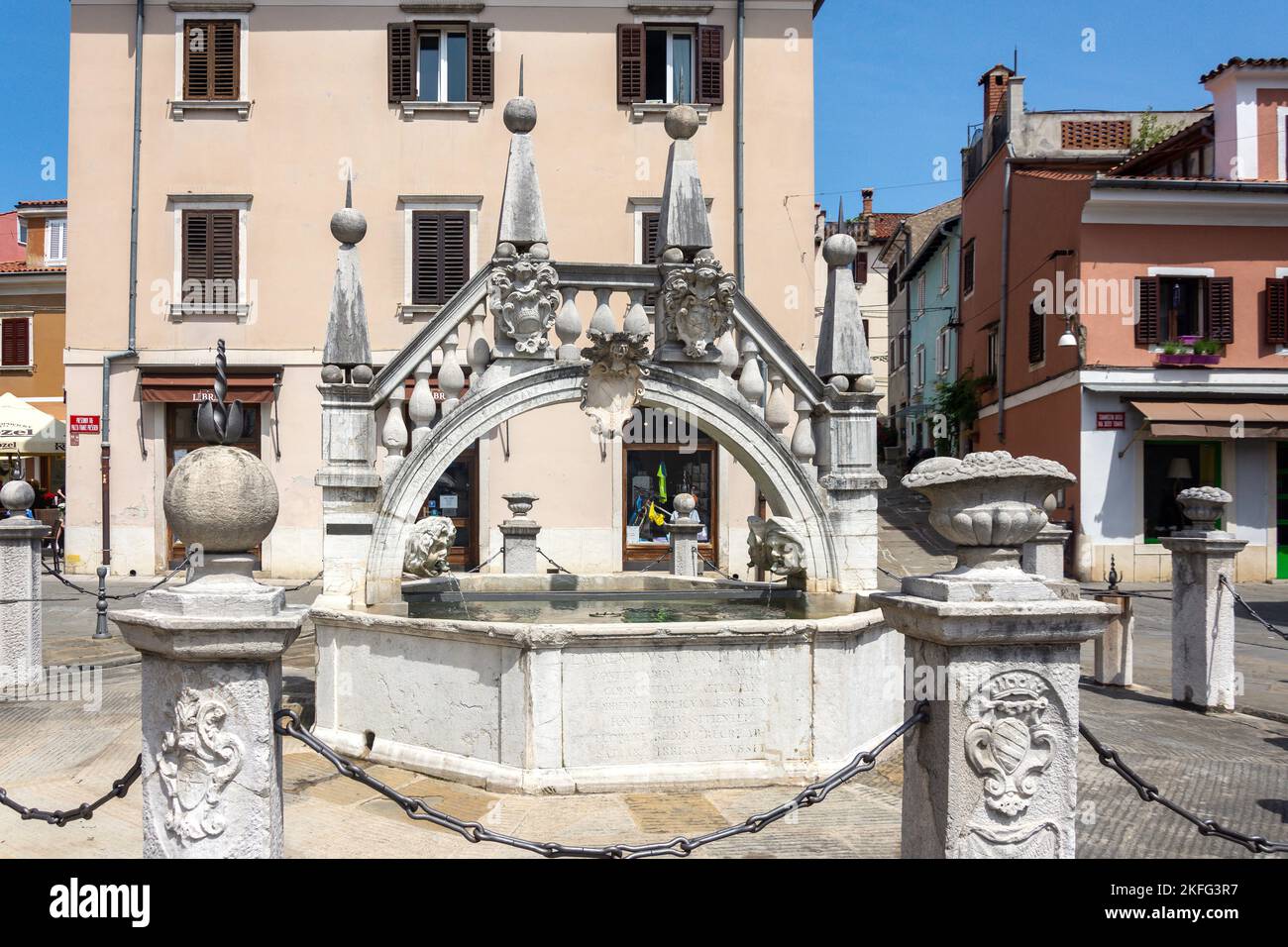 17th Century Da Ponte Fountain (Da Pontejev vodnjak), Preseren Square ...