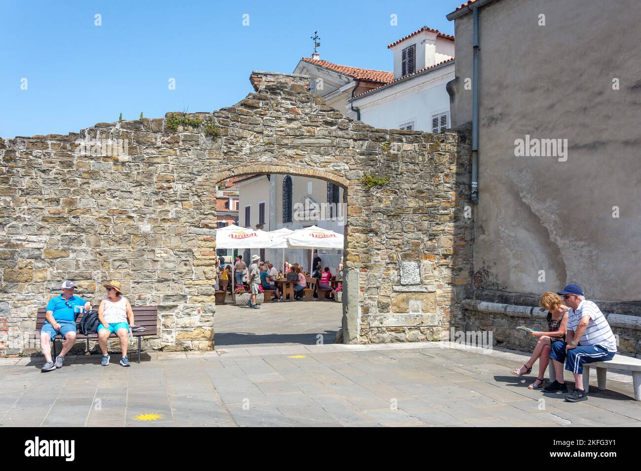 Muda Gate (Porta della Muda) to Preseren Square (Piazza Prešeren ...