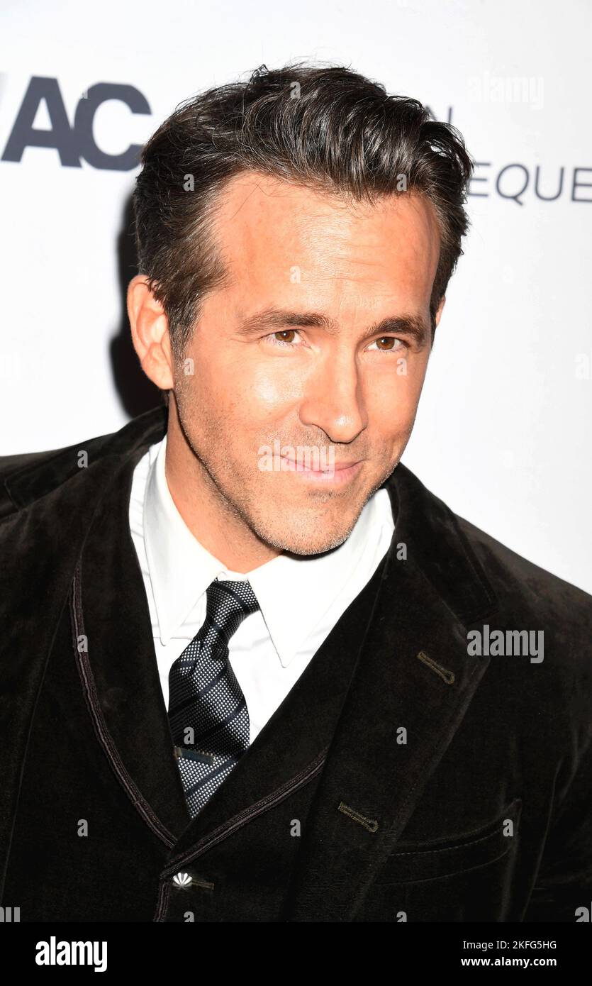 BEVERLY HILLS, CALIFORNIA - NOVEMBER 17: Honoree Ryan Reynolds attends the 36th Annual American ...