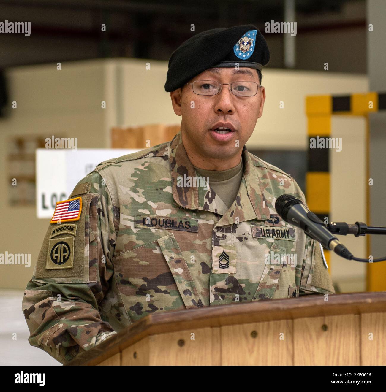 U.S. Army Master Sgt. Charles W. Douglas, outgoing Senior Enlisted ...