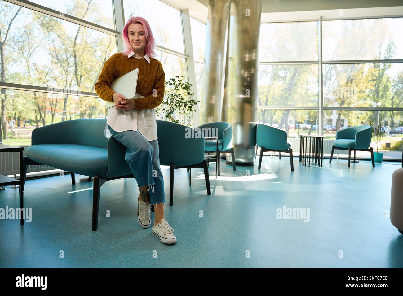 Portrait smart lady ready hi-res stock photography and images - Alamy