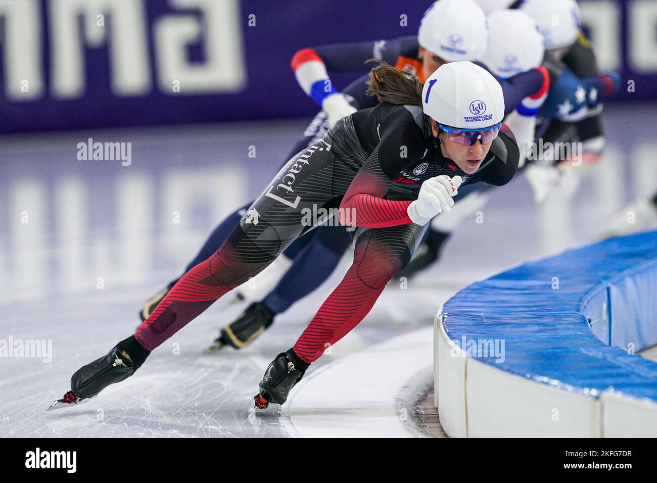 HEERENVEEN, NETHERLANDS - NOVEMBER 18: Ivanie Blondin of Canada ...