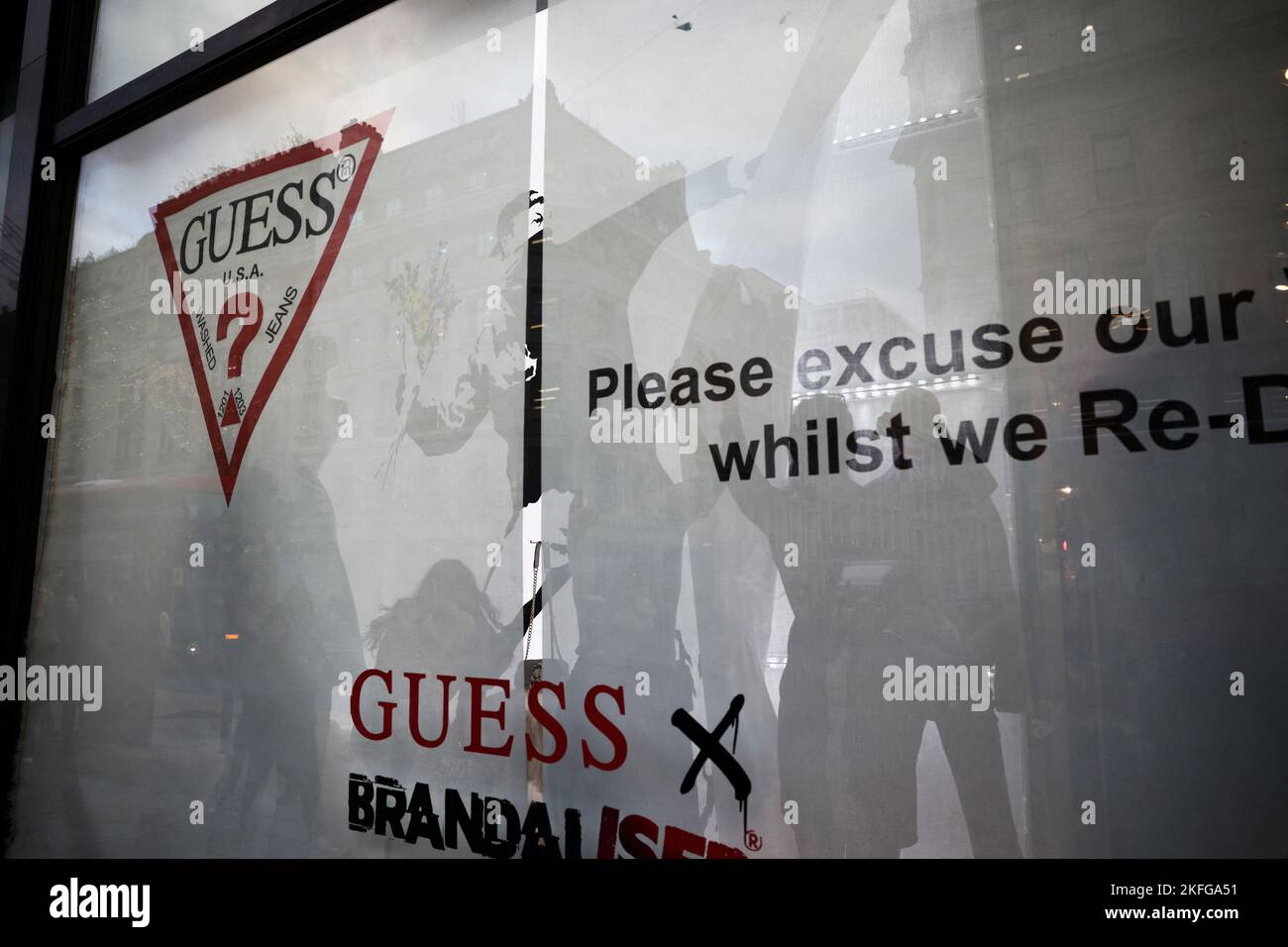 Guess regent street hi-res stock photography and images - Alamy
