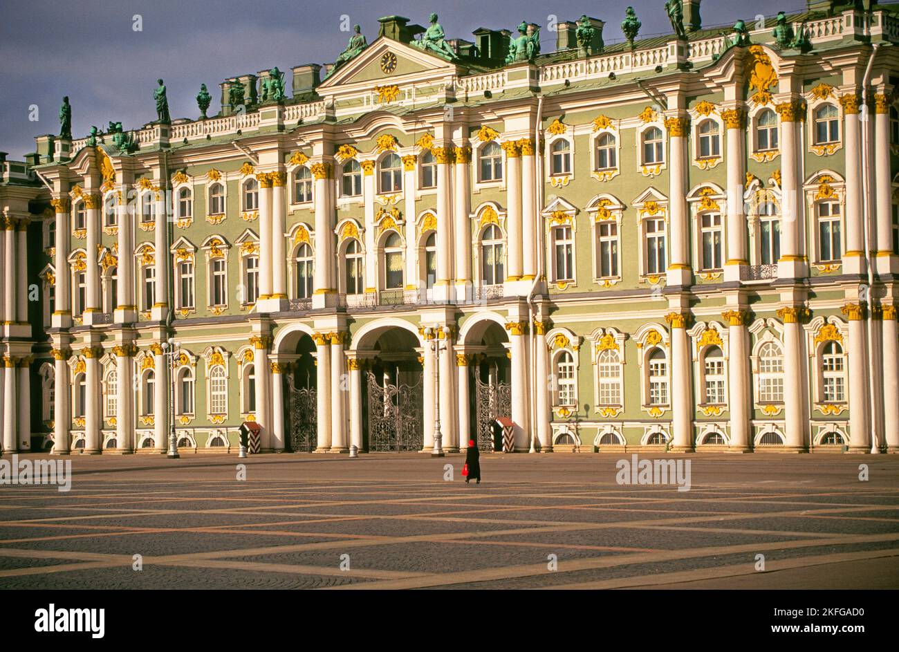 RUSSIA: ST. PETERSBURG: A view of the Hermitage Art Museum, once the Winter Palace, the ...