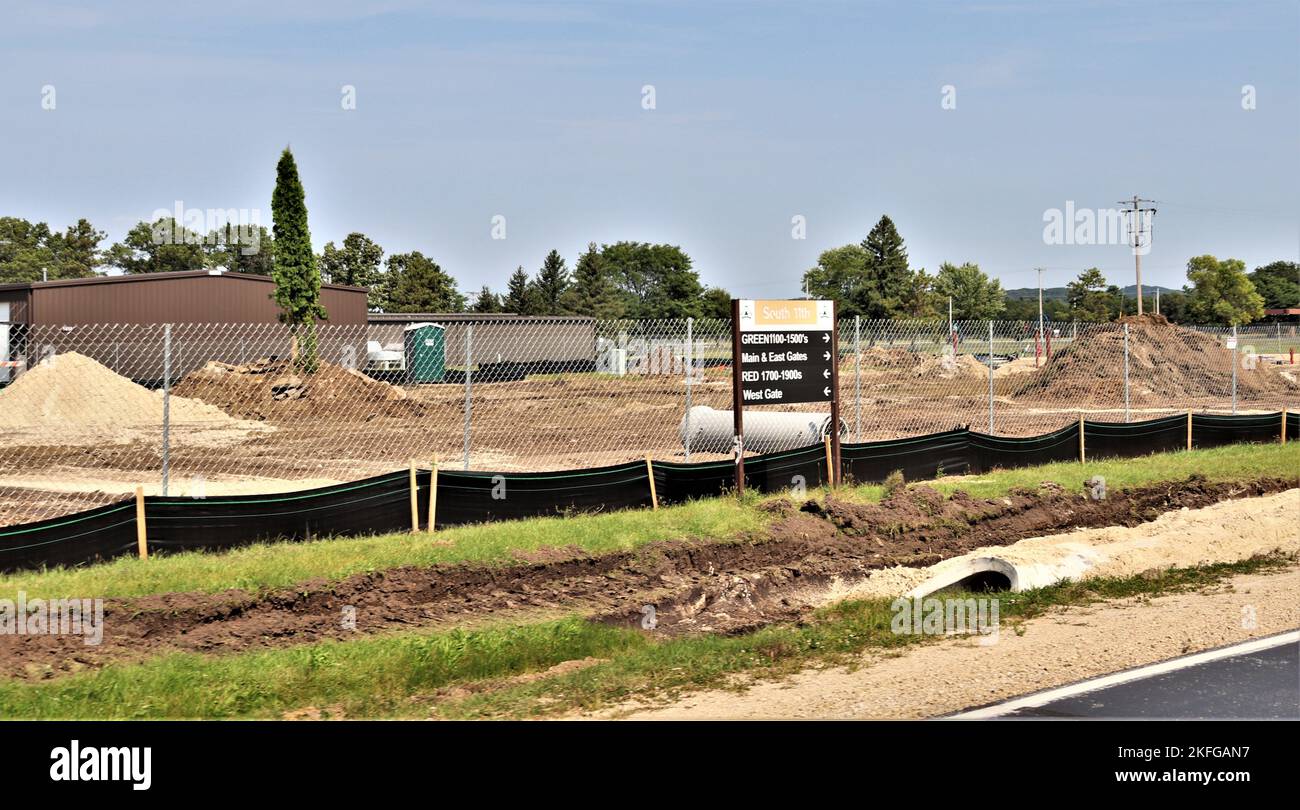 Fort mccoy military construction hi-res stock photography and images ...