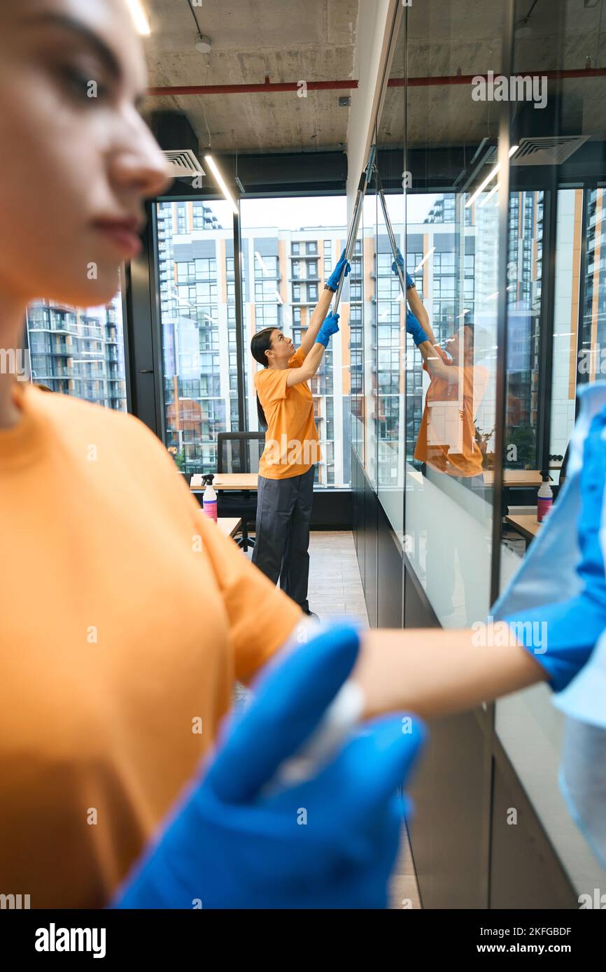 Partitions in office hi-res stock photography and images - Alamy