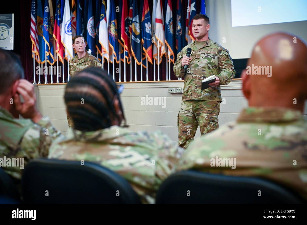 U.S. Air Force Master Sgt. Christopher Hill, center, 118th Wing ...