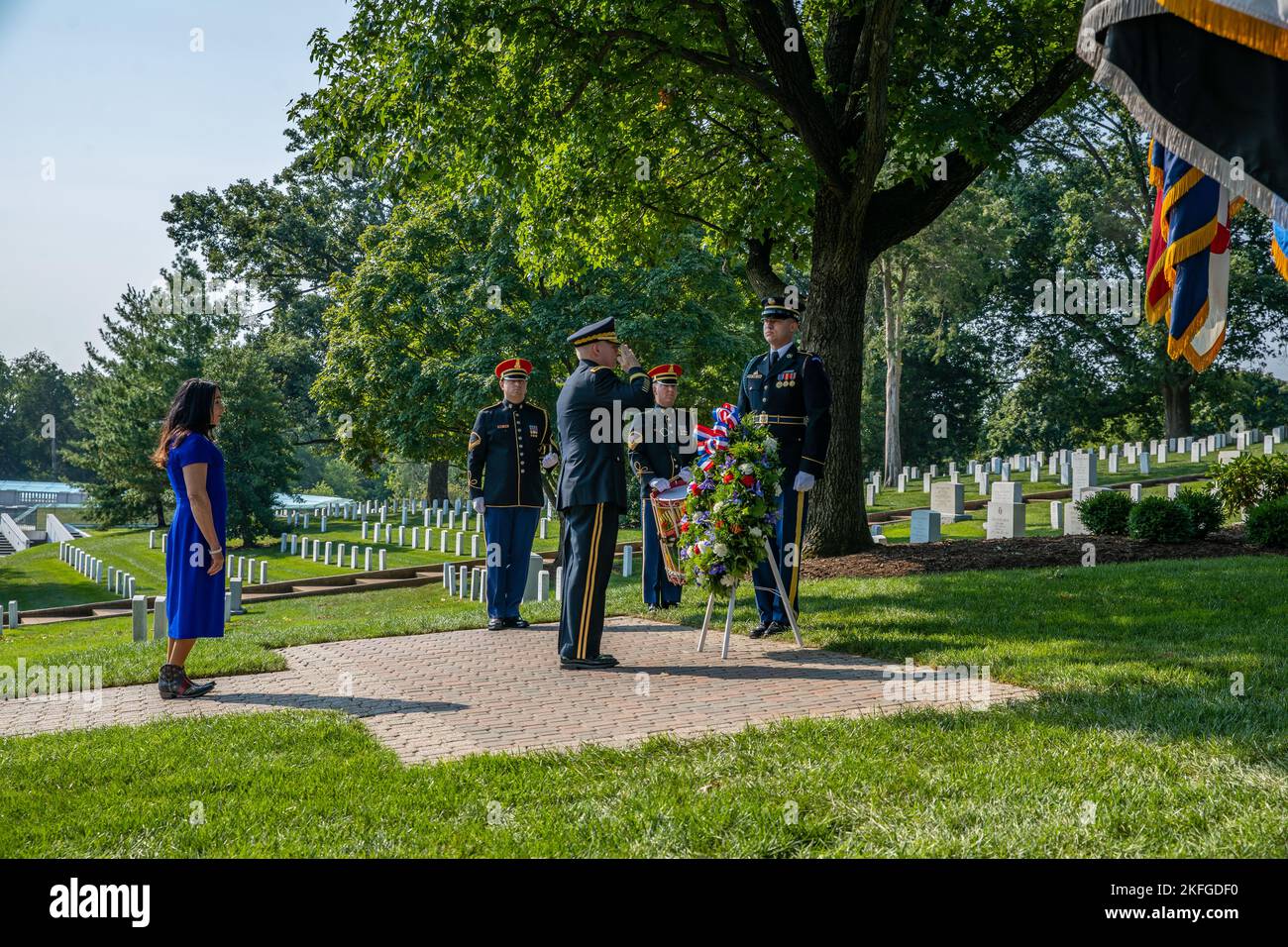 Soldiers assigned to the 3d U.S. Infantry Regiment (The Old Guard ...
