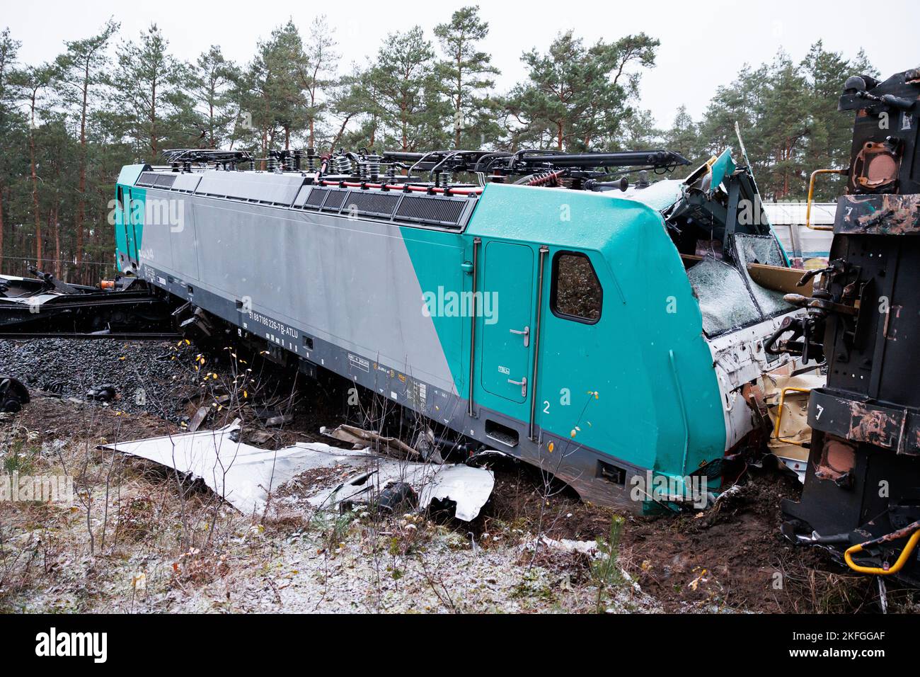 Leiferde, Germany. 18th Nov, 2022. A derailed railcar from the collided ...