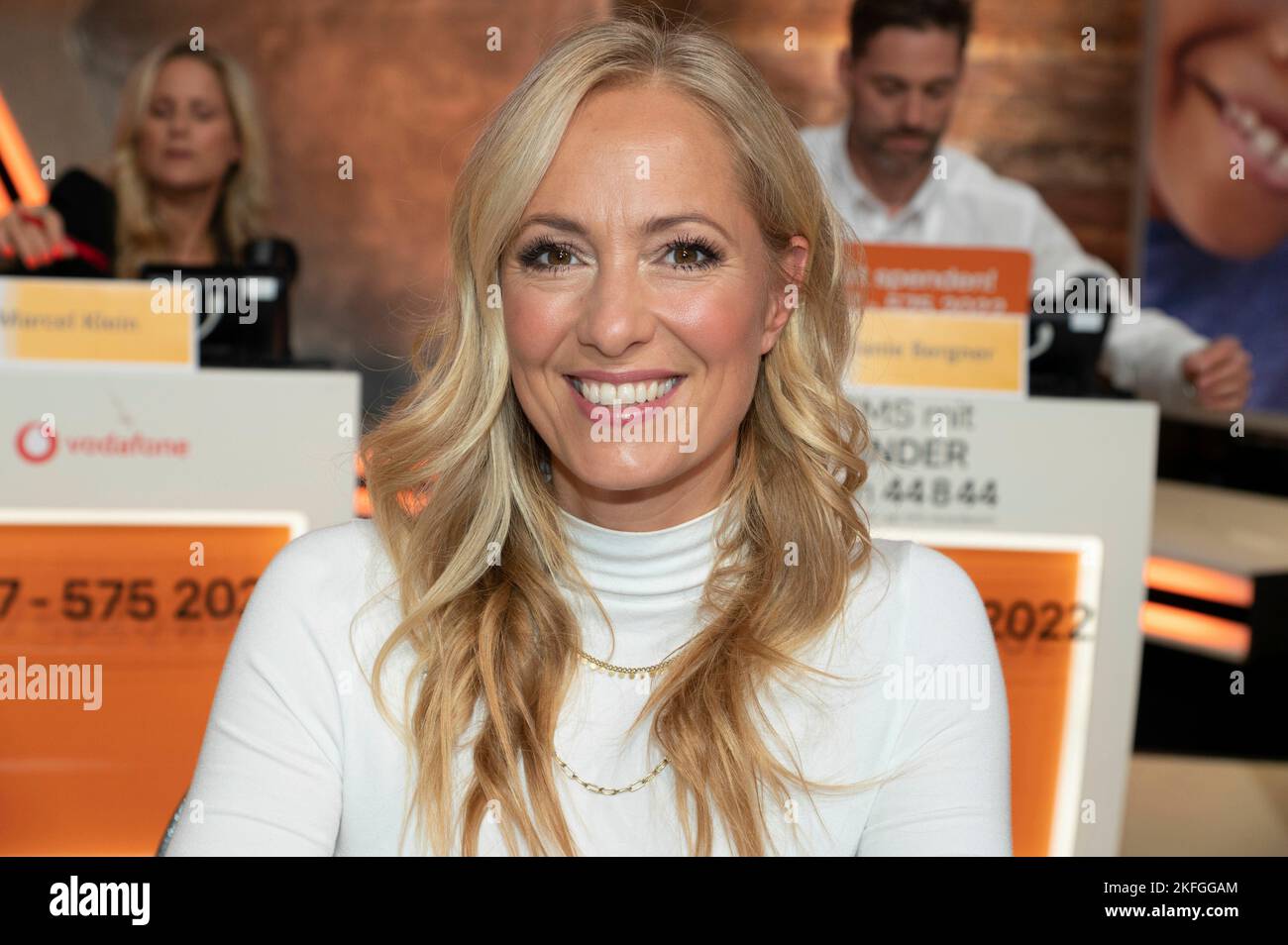 Huerth, Deutschland. 18th Nov, 2022. Angela FINGER-ERBEN, moderator ...