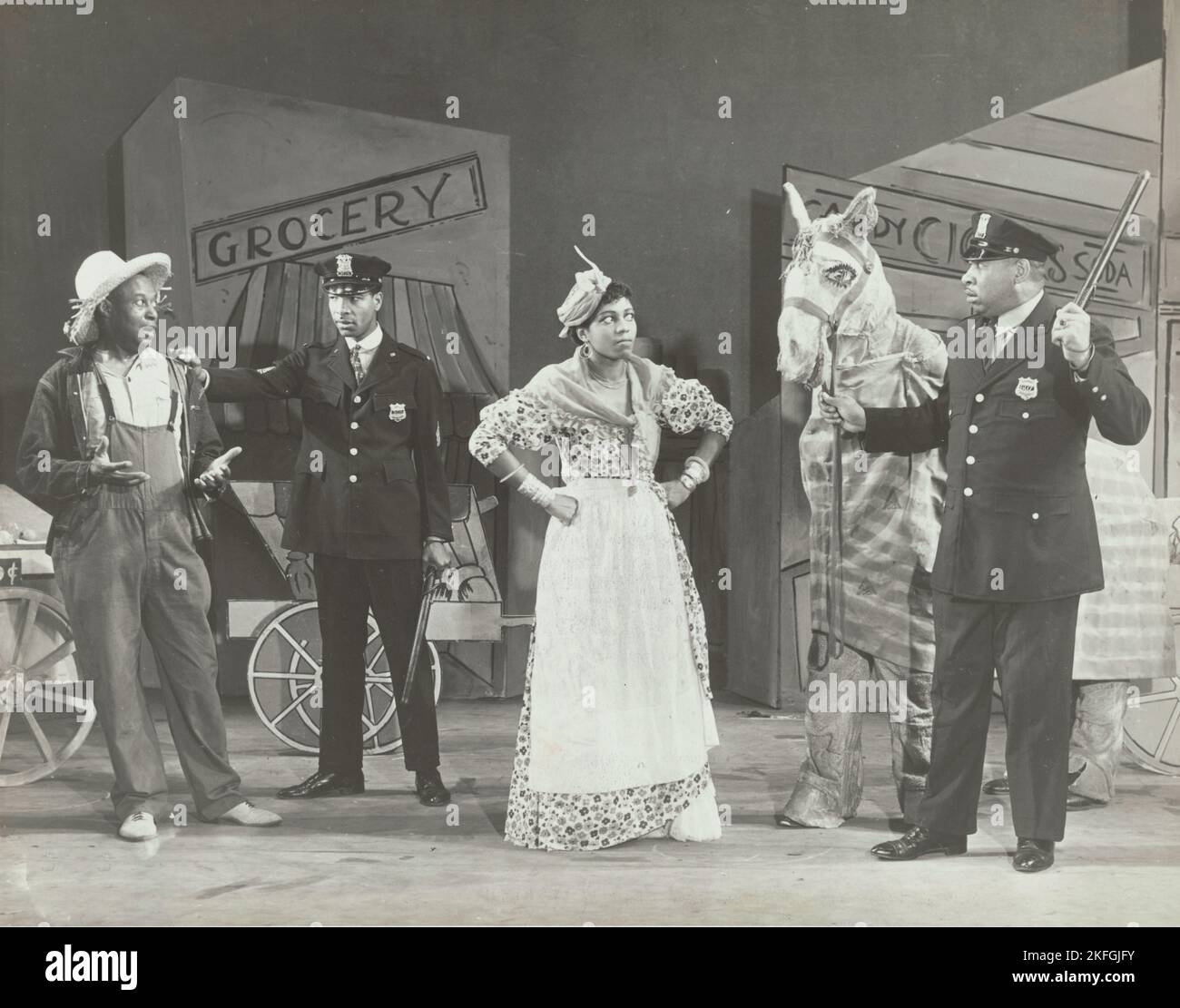 Doe Doe Green, Lester Palmer, Sybil Moore, "Aggie", and Clifton Davis ...
