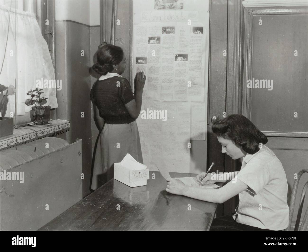 Remedial reading, cow on chalkboard, PS 94, 1941 Stock Photo - Alamy
