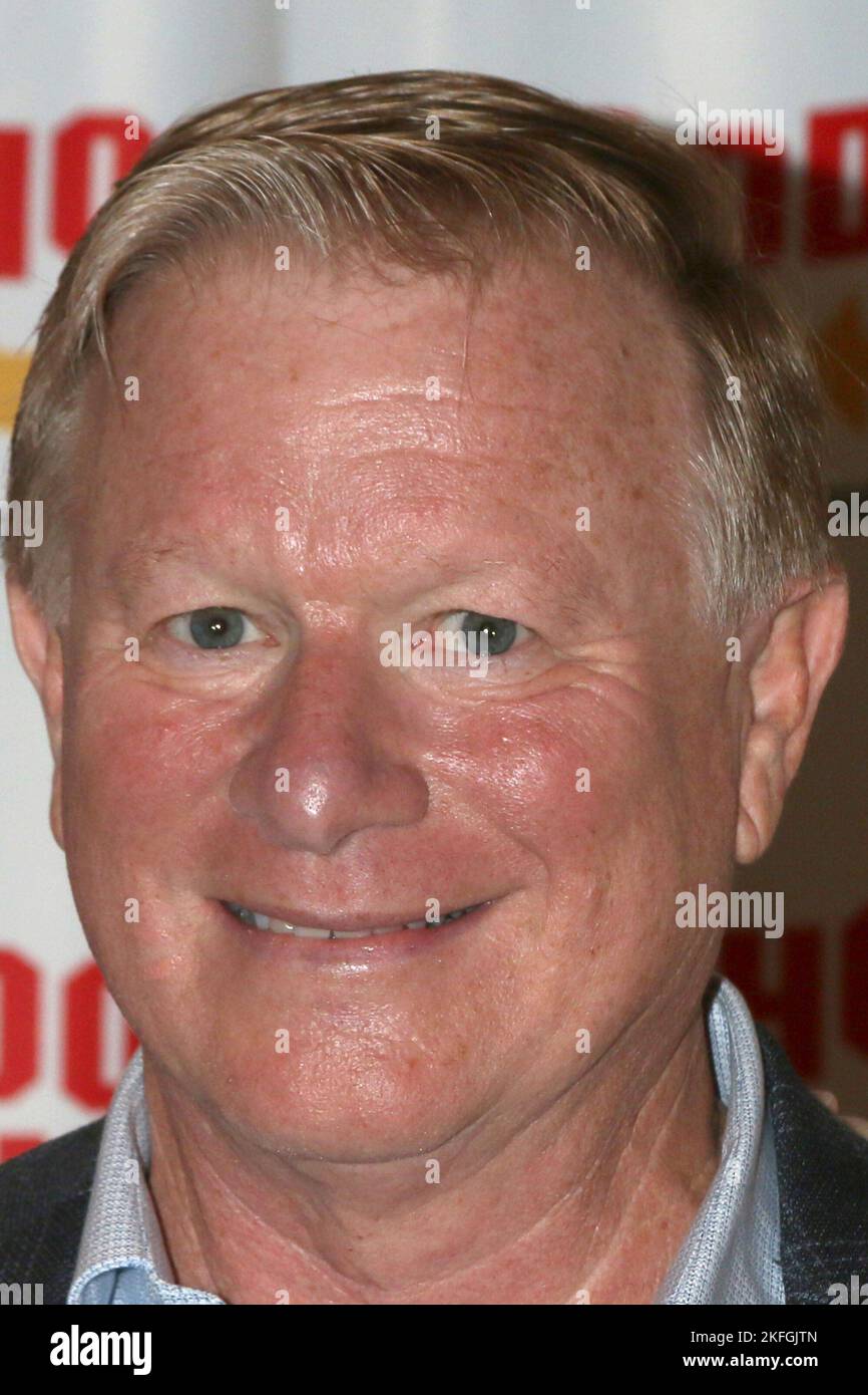 Los Angeles, CA. 17th Nov, 2022. Eric Scott Photo Call for THE WALTONS ...