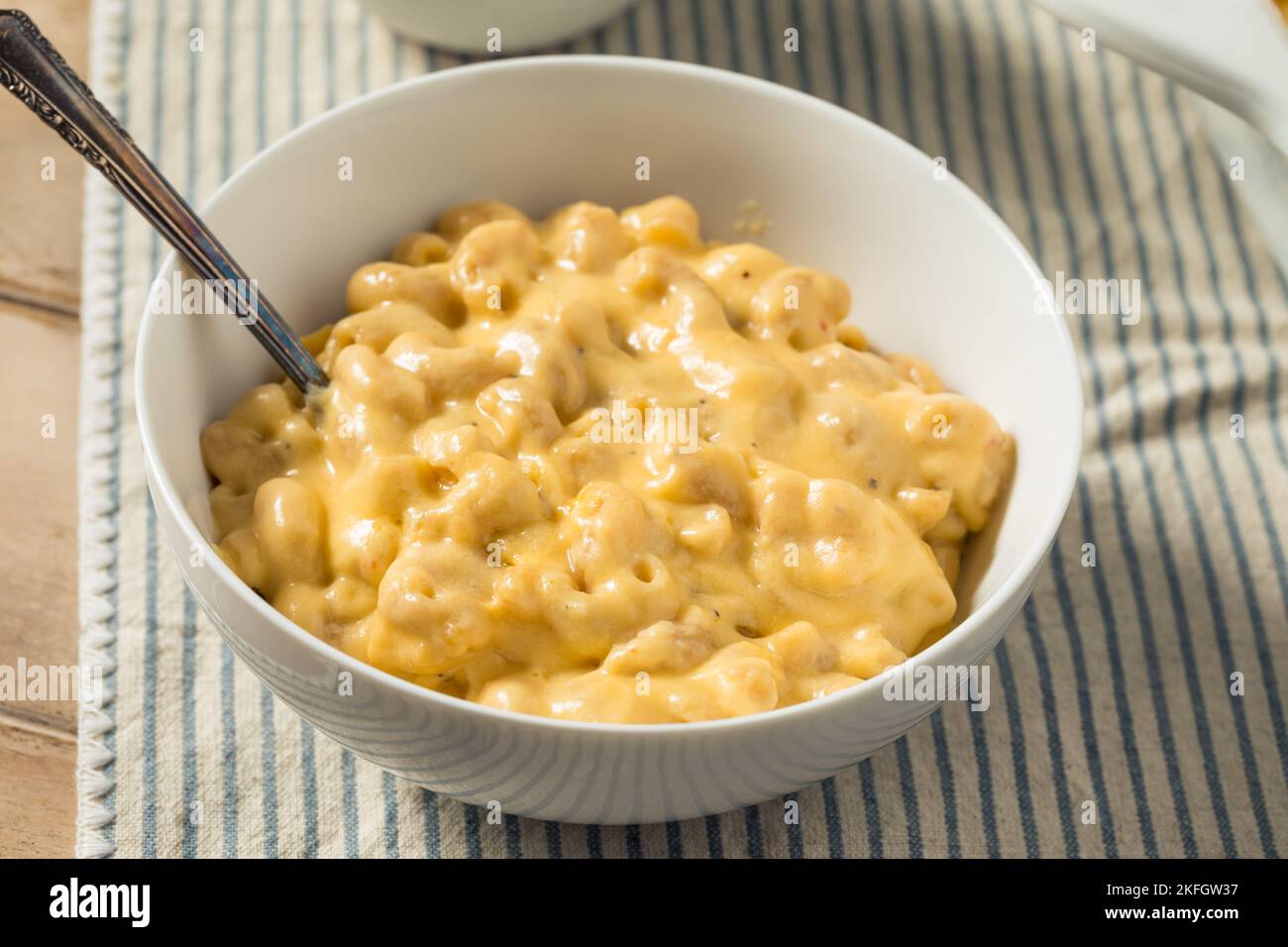 Homemade Baked Macaroni and Cheese Ready to Eat Stock Photo - Alamy