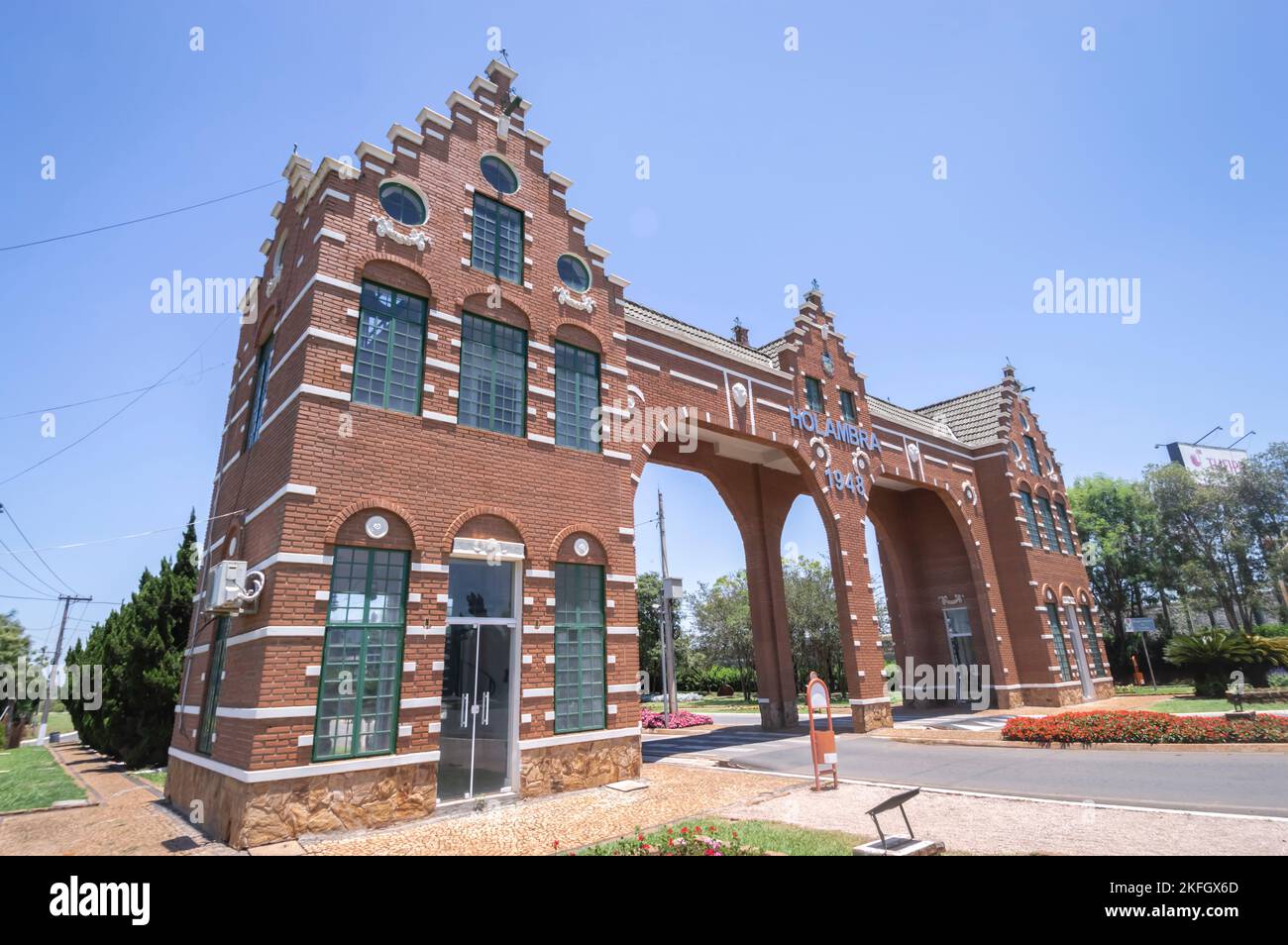 Holambra-sp,brasil-November 17,2022 Entrance to the city of holambra-sp ...