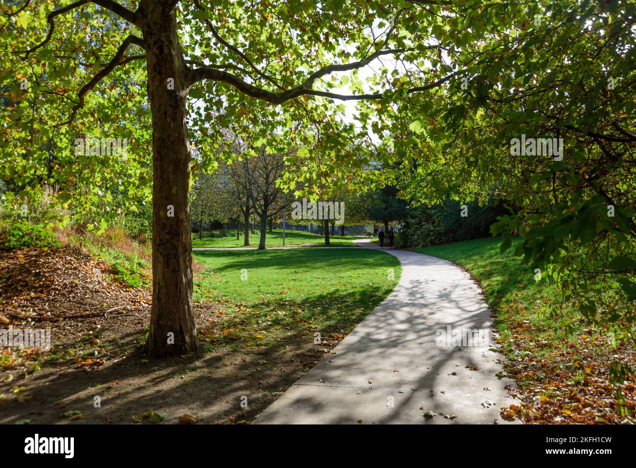 Paris, Parc Clichy-Batignolles - Martin Luther King // Paris, Parc ...
