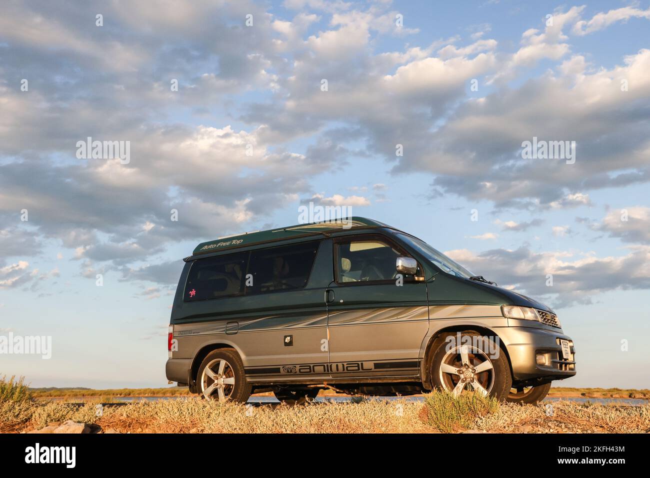 Mazda,Mazda Bongo,Mazda Bongo Friendee,van,campervan,vanlife,salt, lake ...