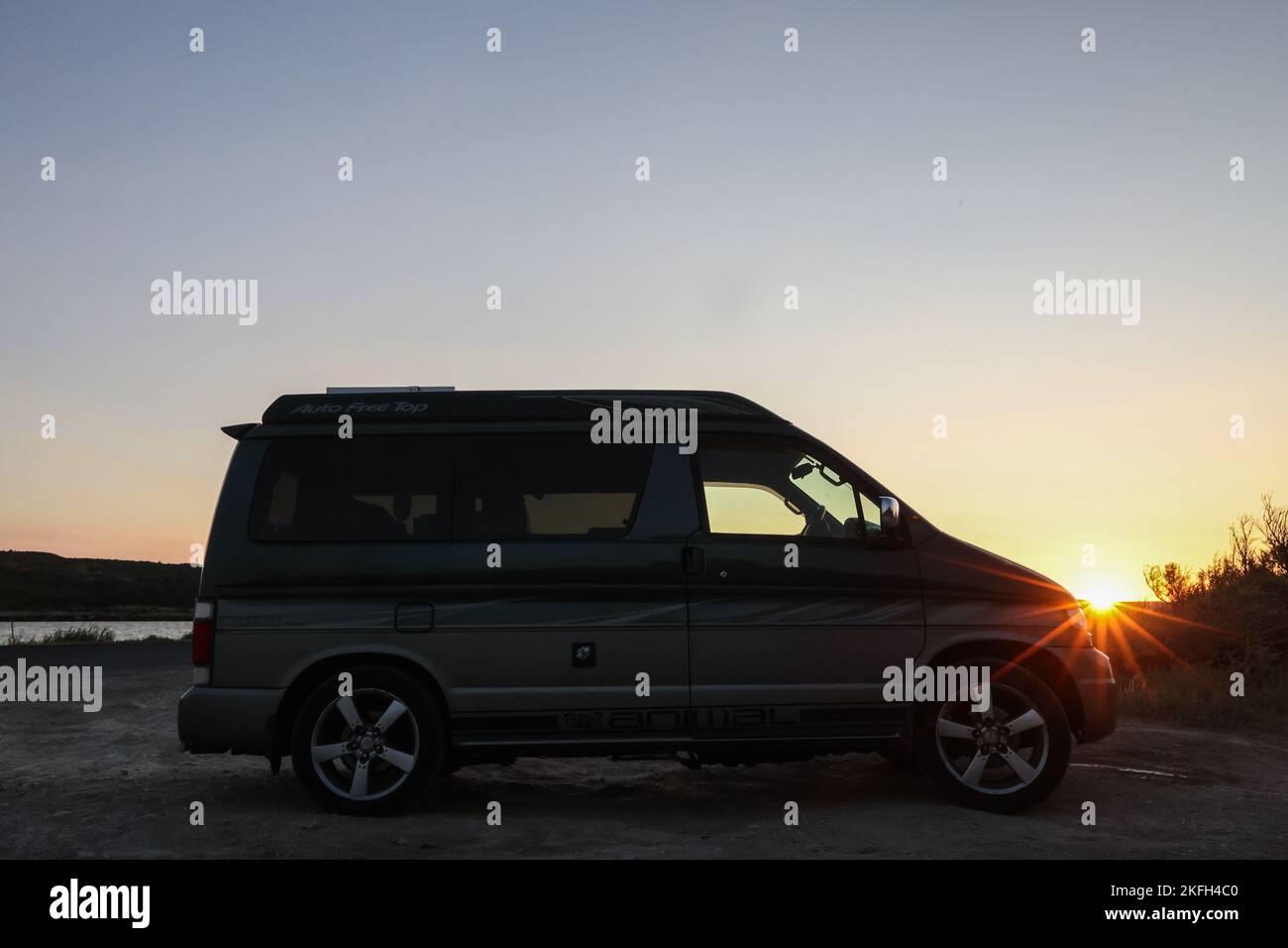 Mazda,Mazda Bongo,Mazda Bongo Friendee,van,campervan,vanlife,sunrise ...