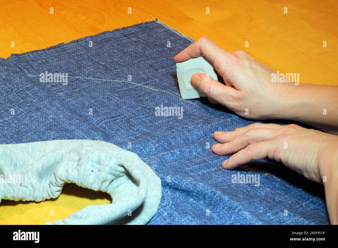 Chalk marking hi-res stock photography and images - Alamy