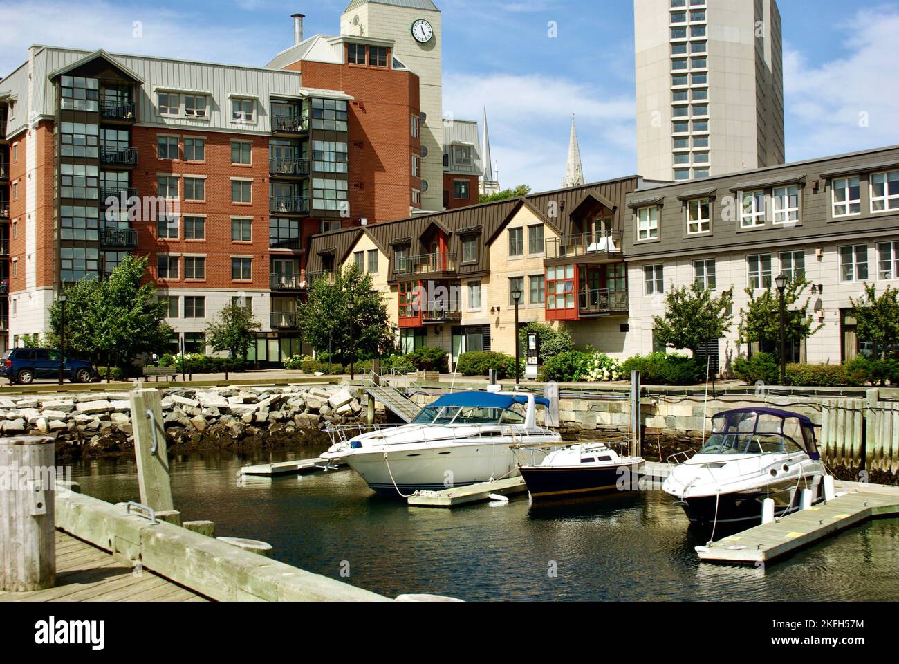 Dock side view hi-res stock photography and images - Alamy
