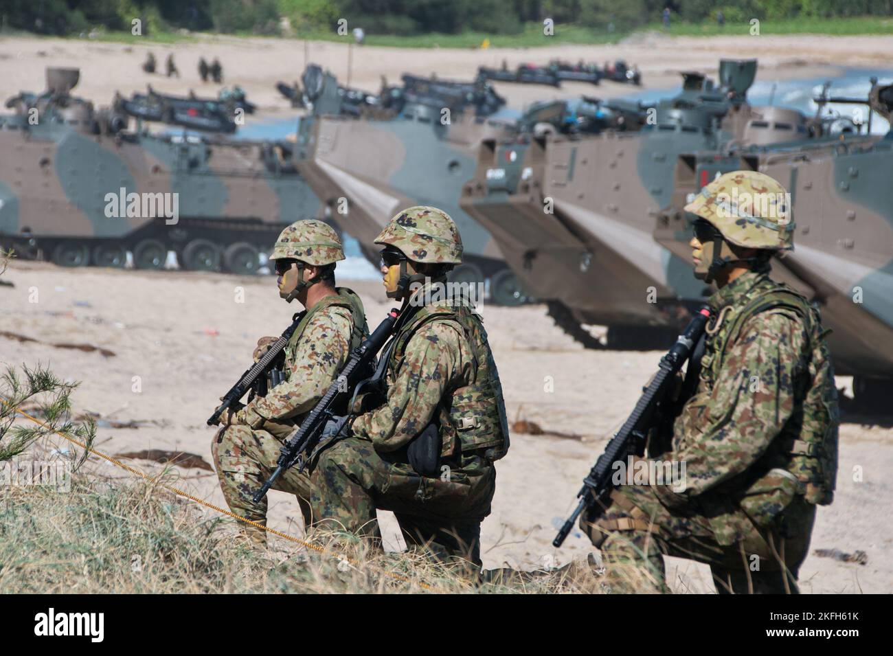 Tokunoshima, Japan. 18th Nov, 2022. Member of Japan Ground Self-Defense Force's Amphibious Rapid ...