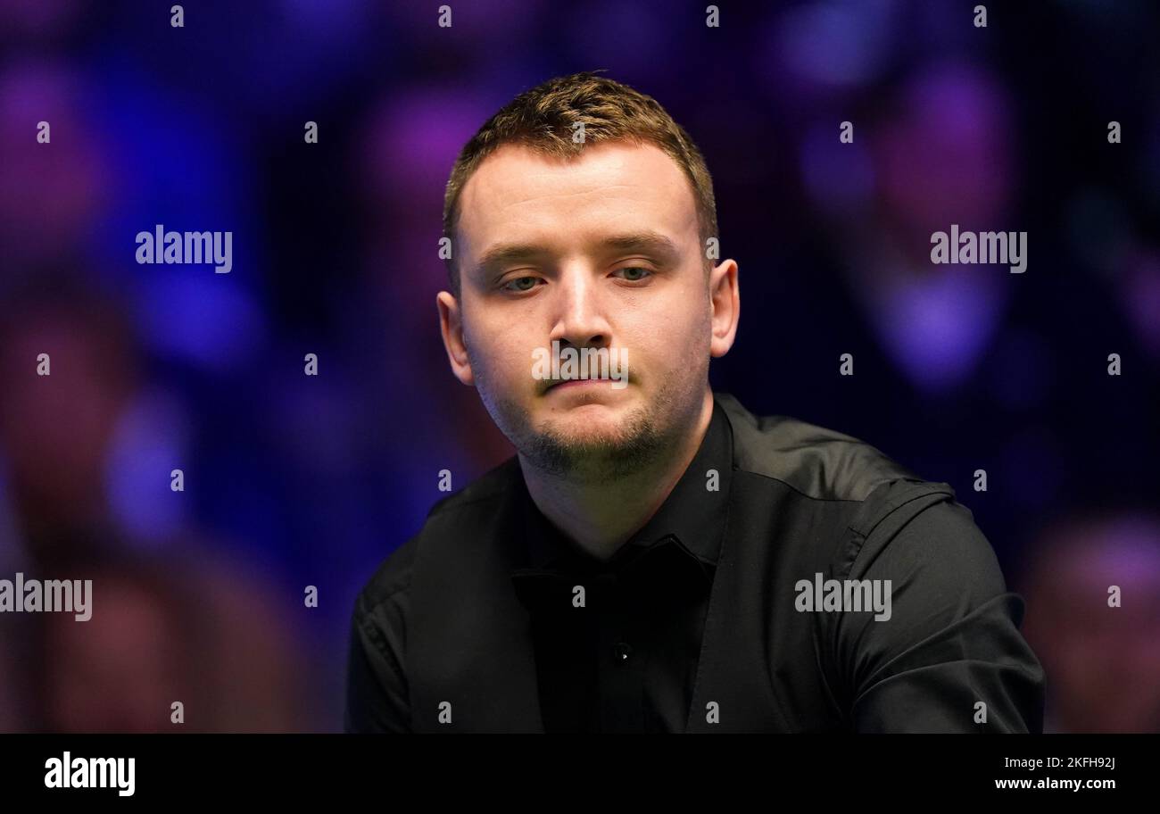 Cazoo uk snooker championship hi-res stock photography and images - Alamy