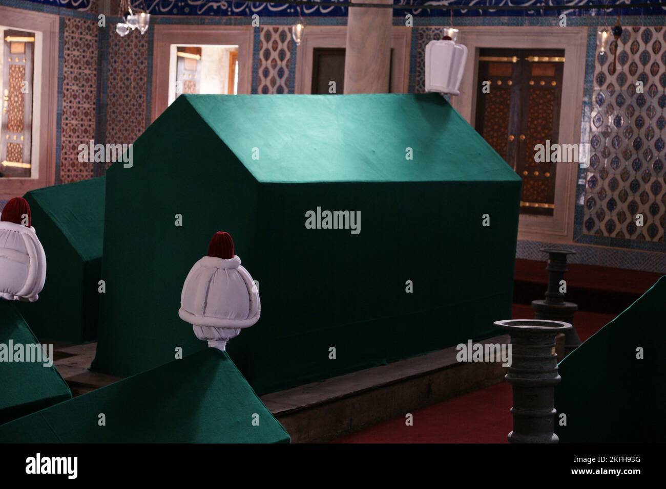 The Tomb of Selim II, located in the Sultanahmet district of Turkey ...