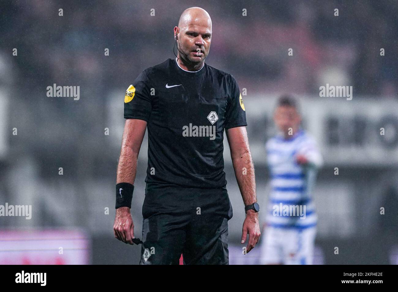 HELMOND, NETHERLANDS - NOVEMBER 18: Referee Rob Dieperink during the ...