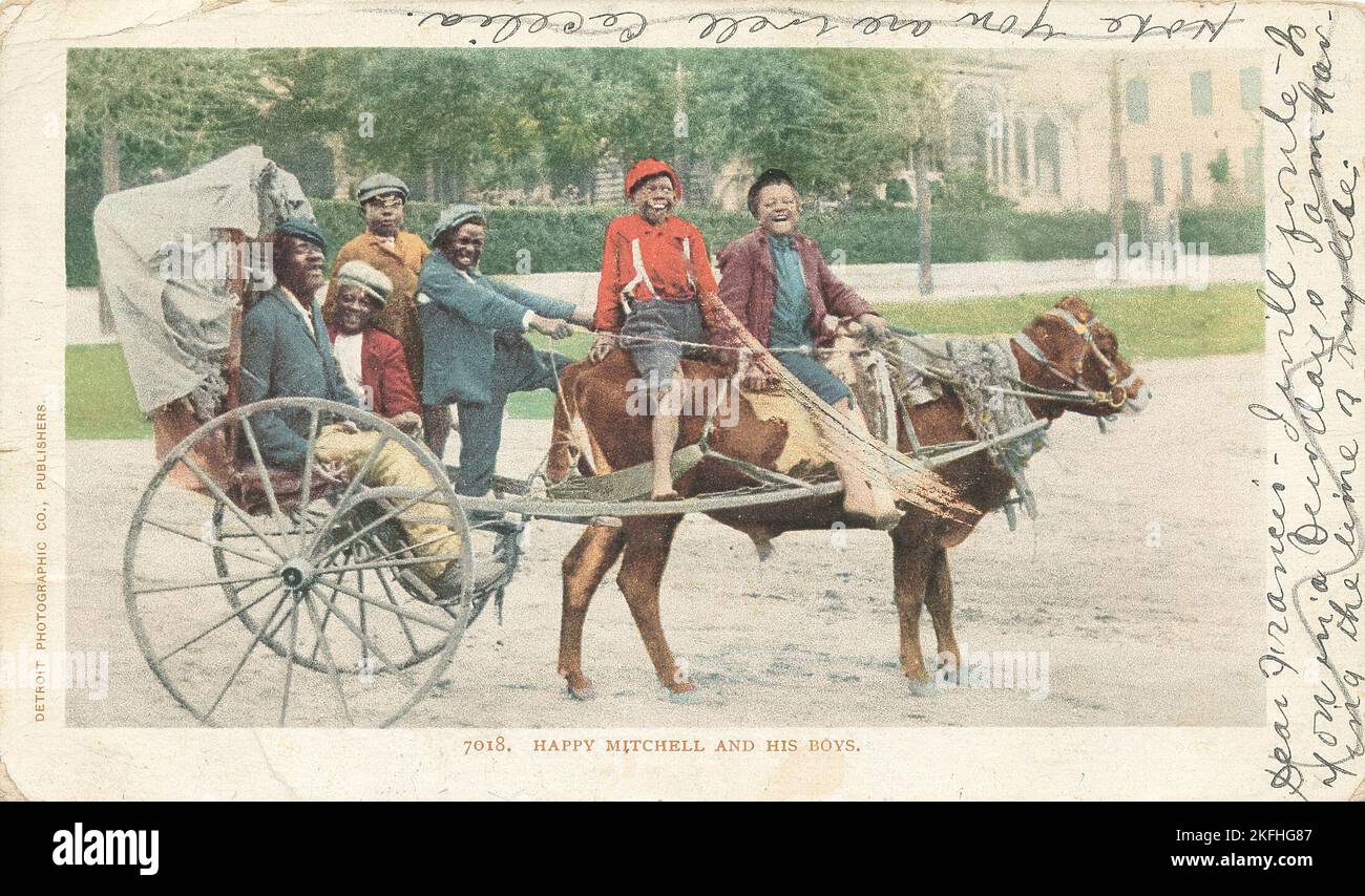 Happy family children library image hi-res stock photography and images - Alamy