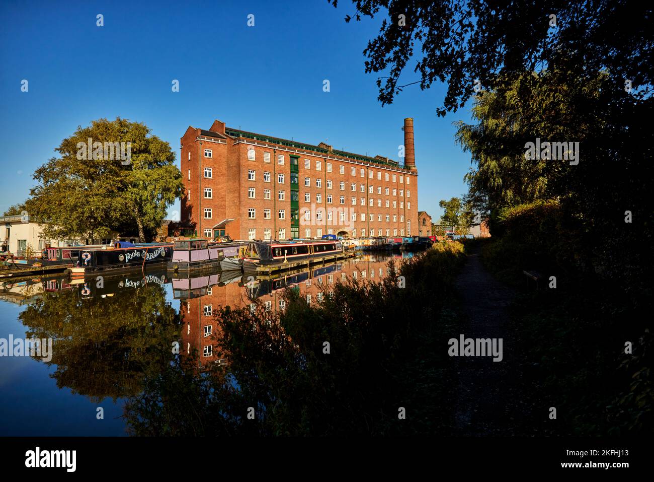Macclesfield in cheshire Macclesfield Canal centre and the historic ...