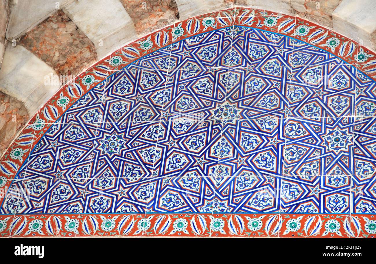The Tomb of Selim II, located in the Sultanahmet district of Turkey ...