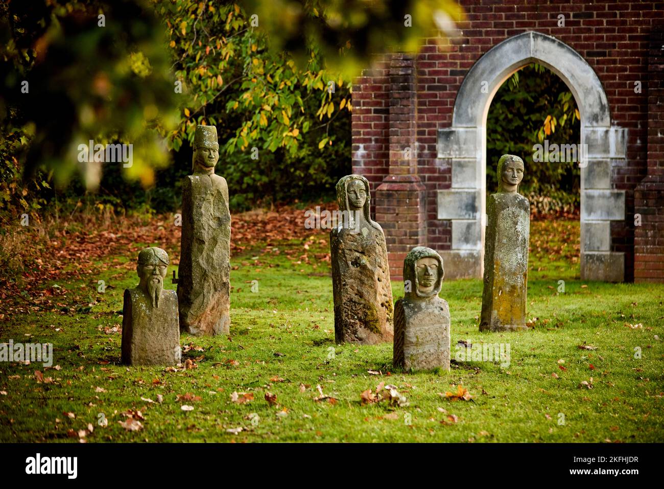 Cottam in Preston, Lancashire , stone figures on Cottam Way Stock Photo ...