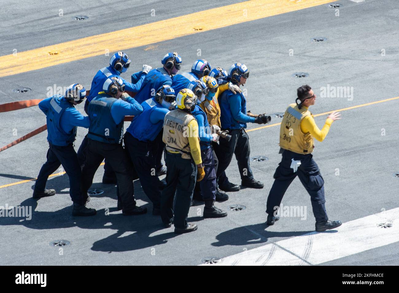 Flight deck aircraft fire drill hi-res stock photography and images - Alamy
