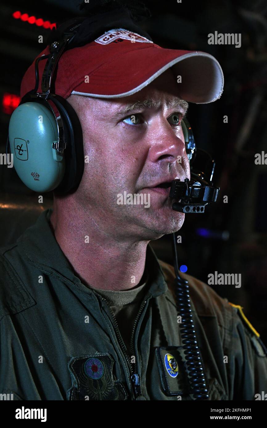 U.S. Air Force Master Sgt. David Heine, an Electronic Communication ...