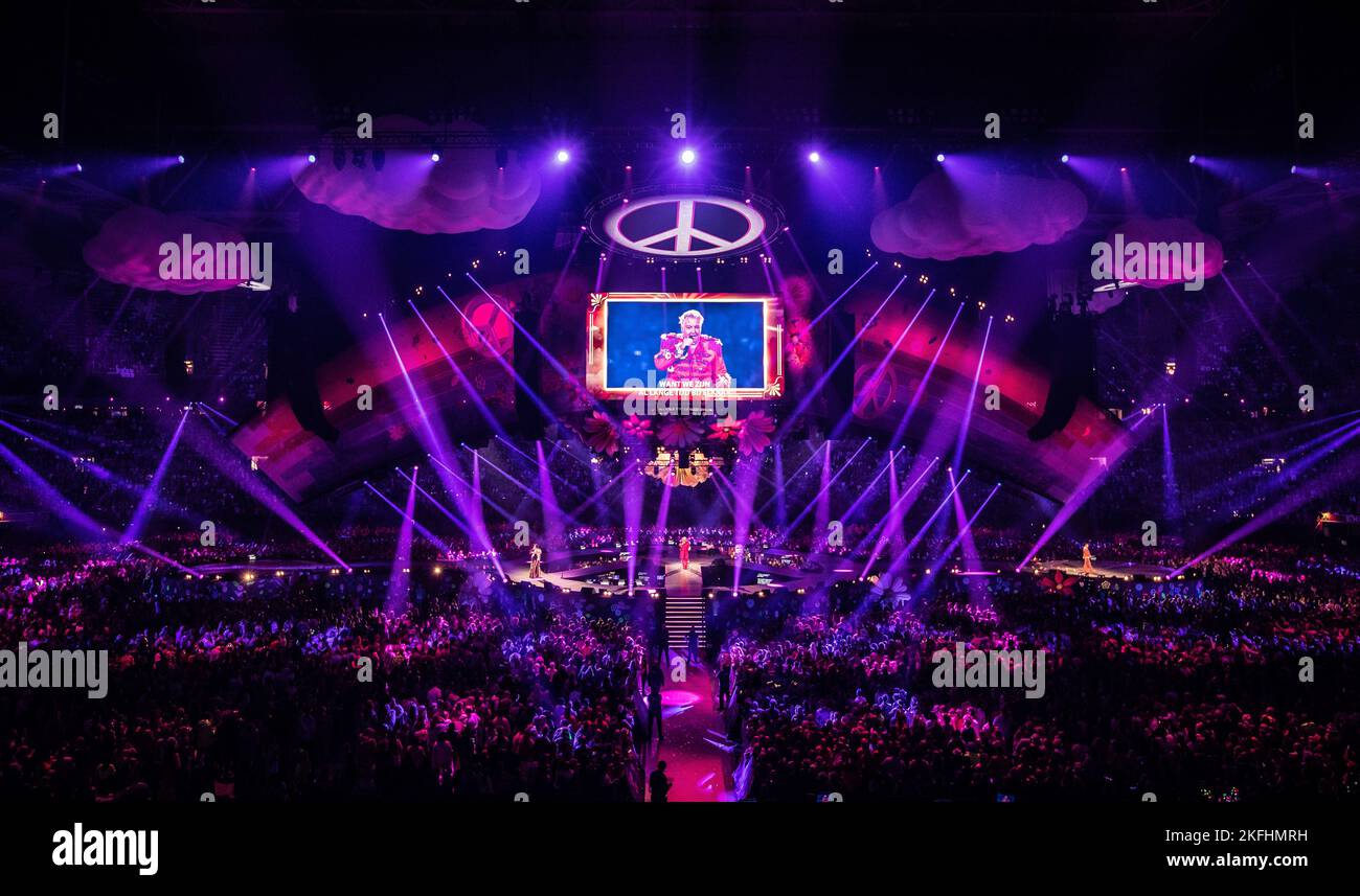 AMSTERDAM - De Toppers during a performance in the Johan Cruijff Arena ...
